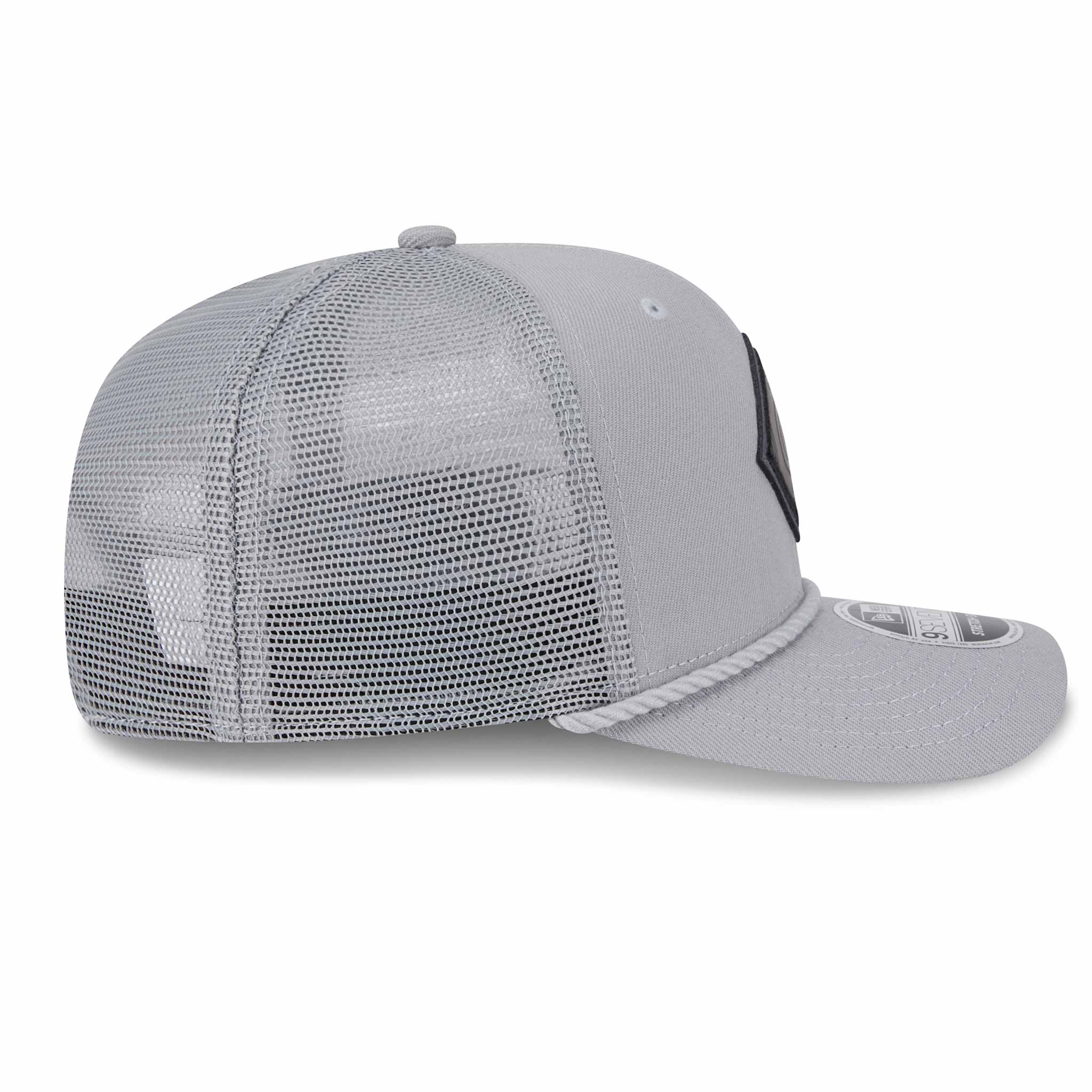 Chicago Cubs Leather Logo 9SEVENTY Stretch Snap Trucker Cap ...